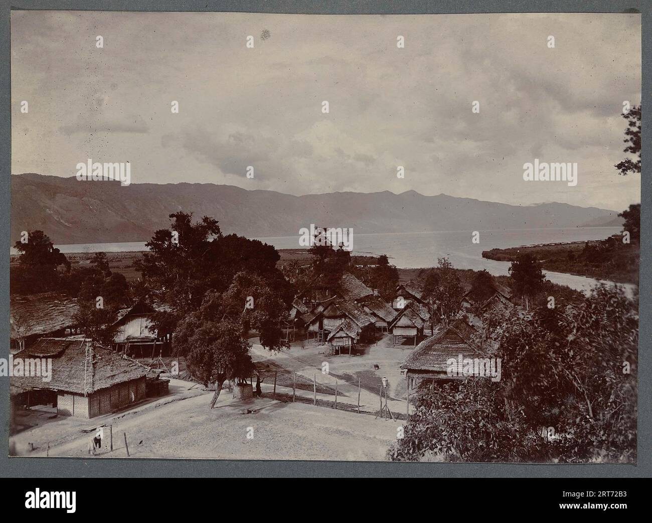 Colonial Dutch Empire in Indonesia, 1900, Houses in Takengon, anonymous ...