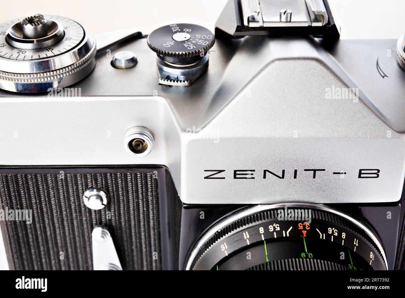 Moscow , RUSSIA - APRIL 27, 2020: Zenit-B - Old russian soviet 35 mm ...