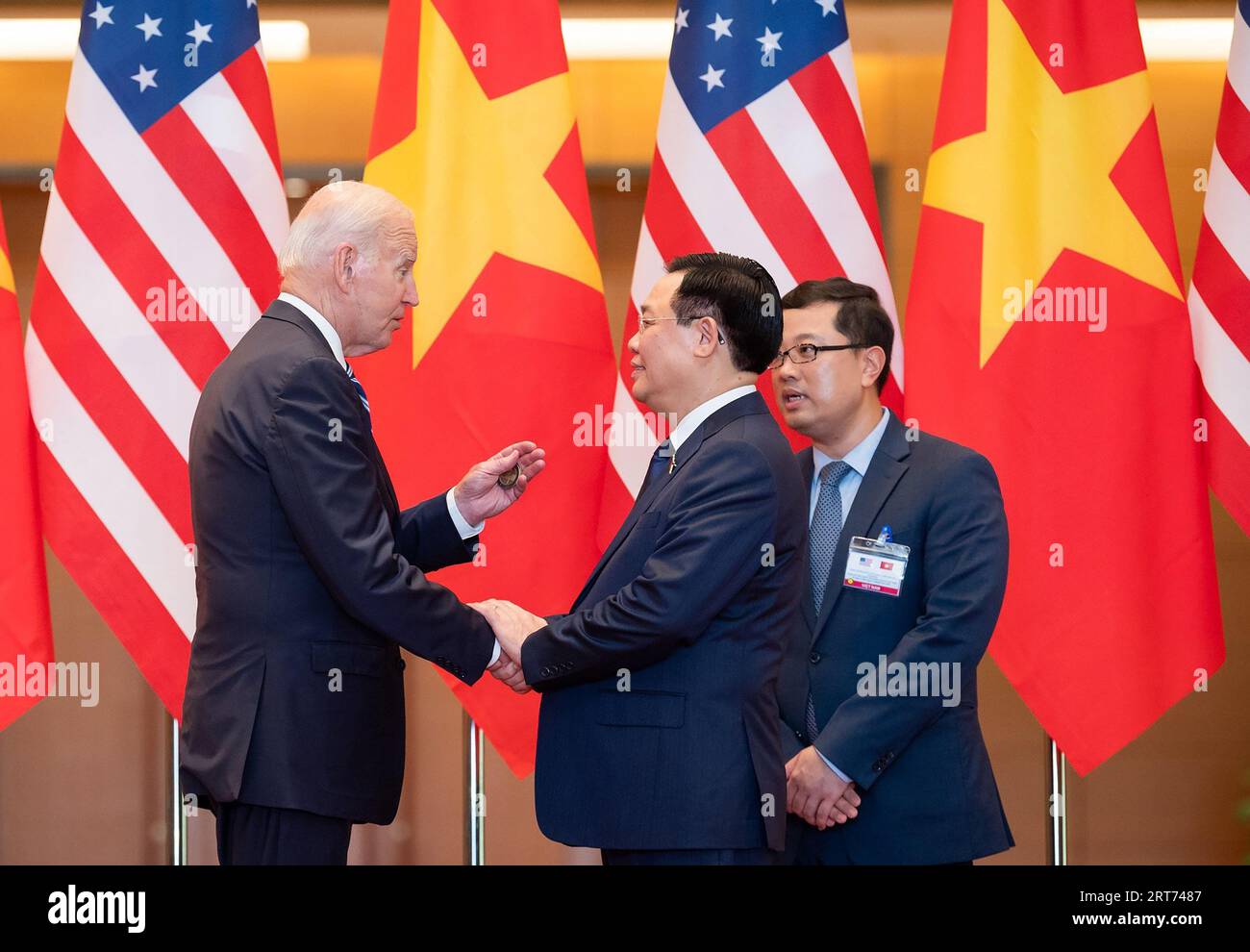 Hanoi, Vietnam. 11th Sep, 2023. US President Joe Biden (L) meets with ...