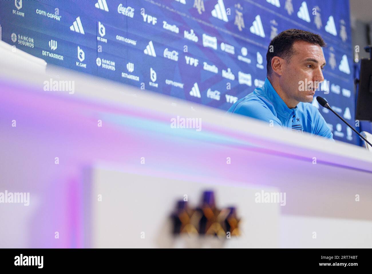 Lionel Scaloni press conference Stock Photo - Alamy