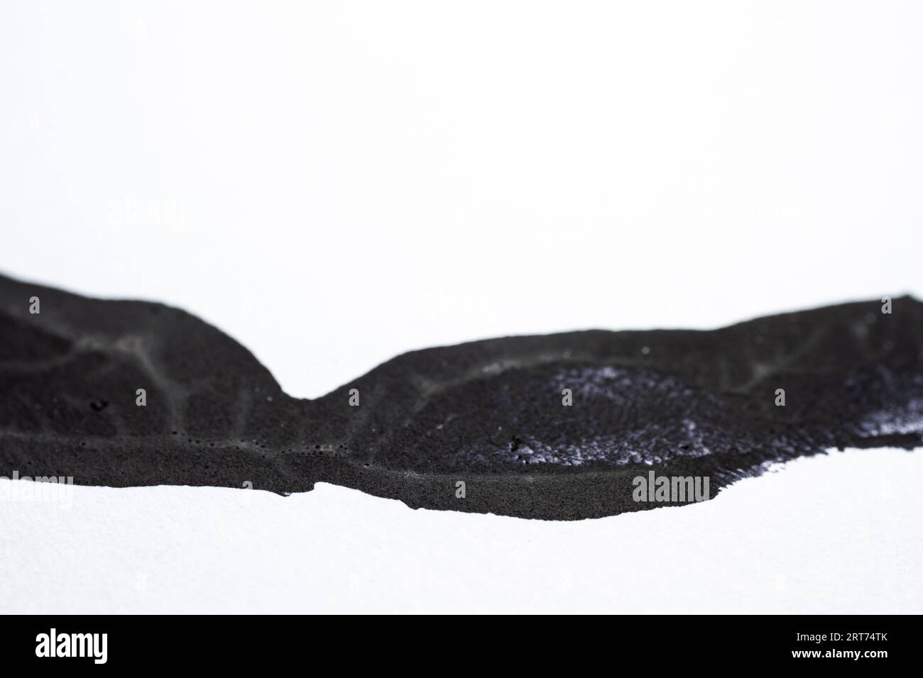 Black acrylic paint hi-res stock photography and images - Alamy