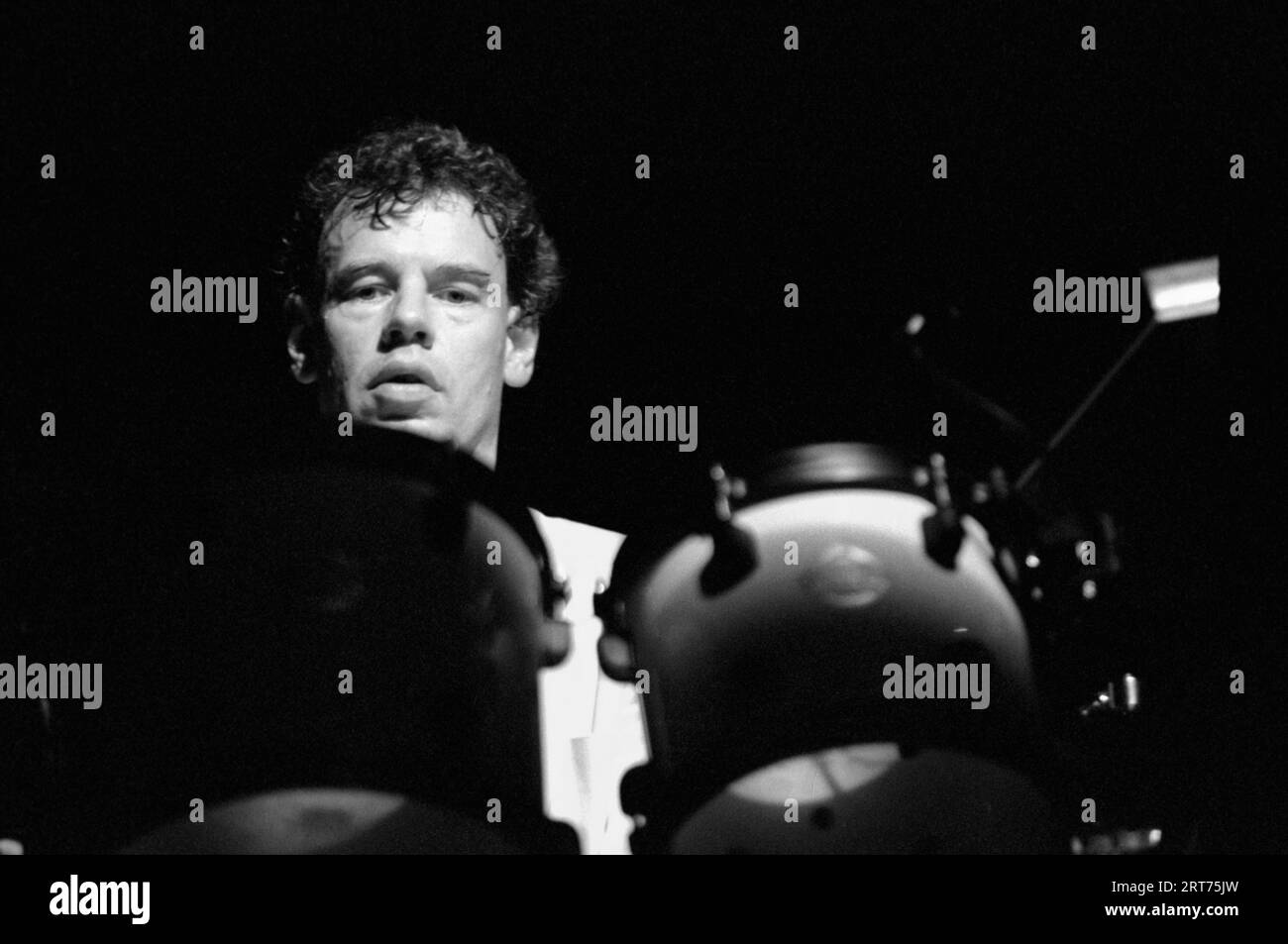 Bill bruford photographs 1995stage hi-res stock photography and images ...