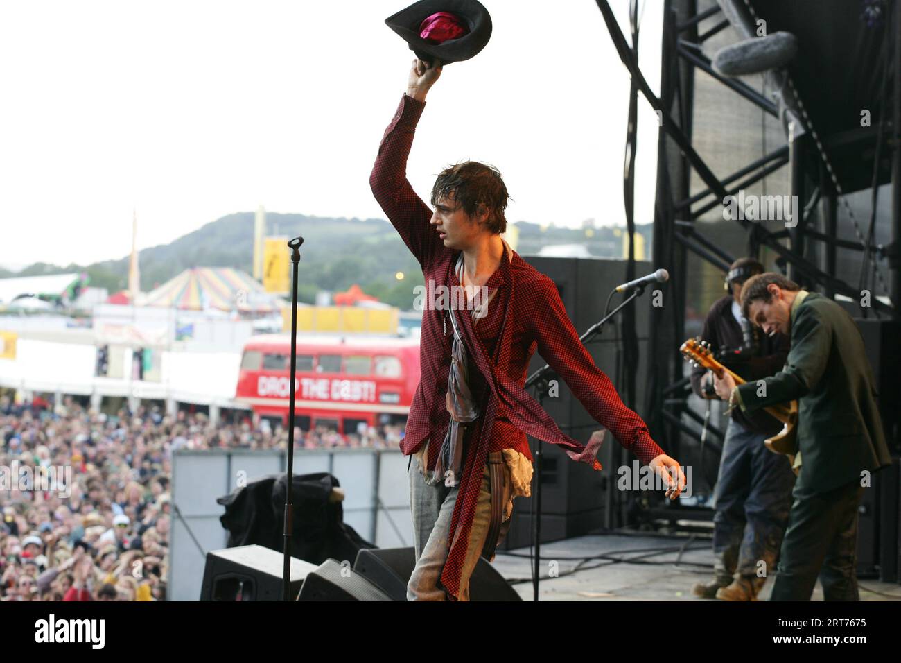 Babyshambles performing at Glastonbury Festival 2007 Stock Photo - Alamy
