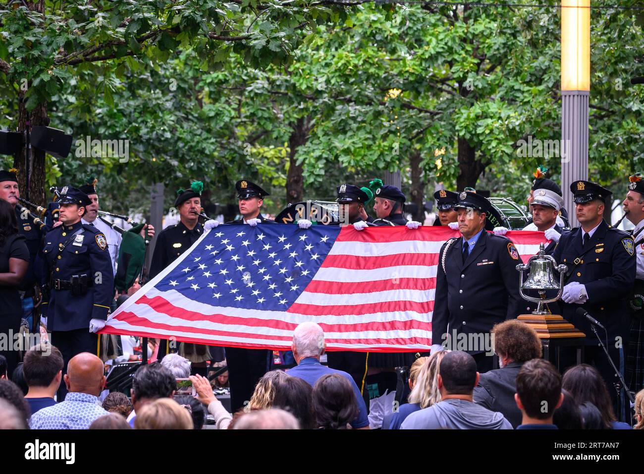 New York, USA. 11th Sep, 2023. Honorary guards from the New York Police ...