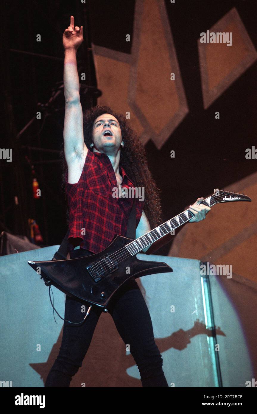 Dave mustaine images hi-res stock photography and images - Alamy