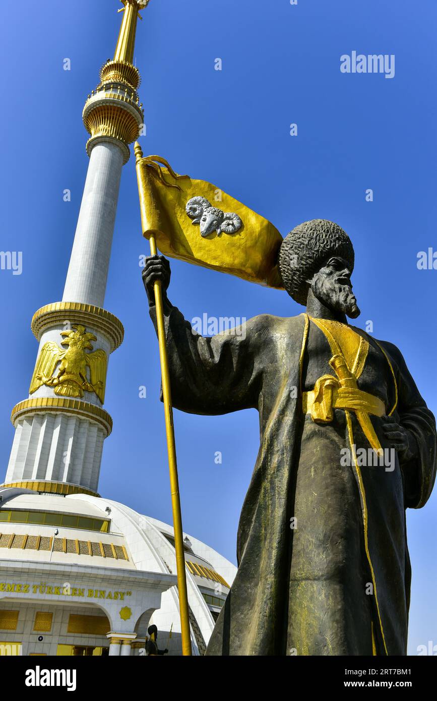 Warrior statue in Independence Monument photographed on a crisp autumn ...