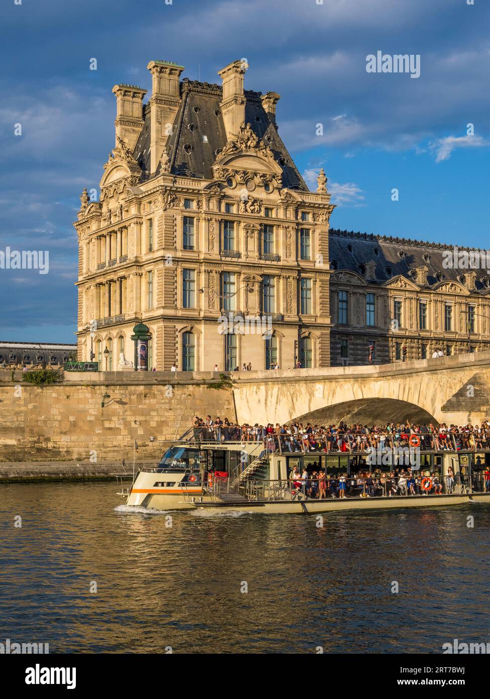 Pont Royal, Bridge, River Seine, Louvre Museum, Paris, France, Europe ...