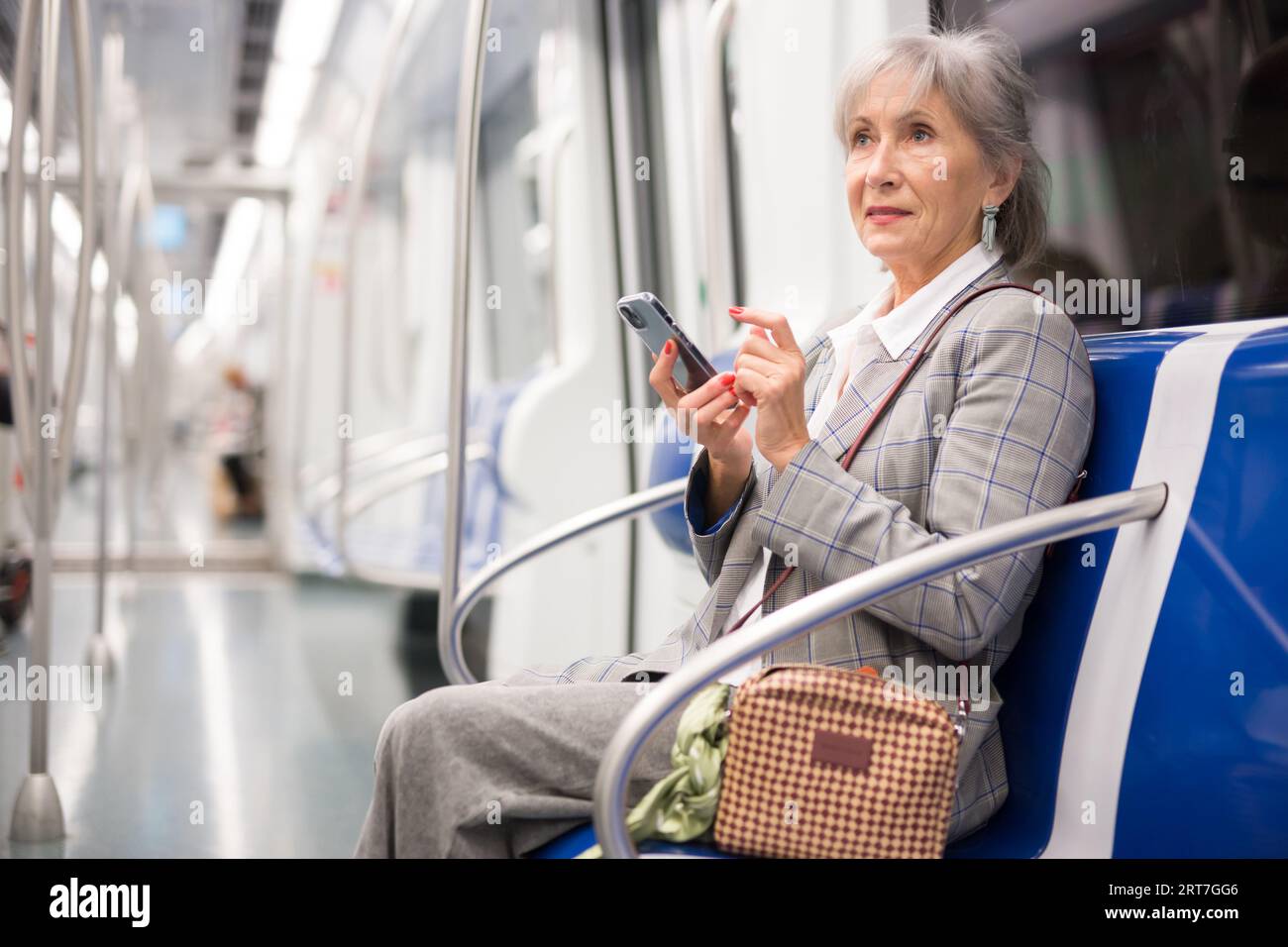 Telephone station wagon hi-res stock photography and images - Alamy