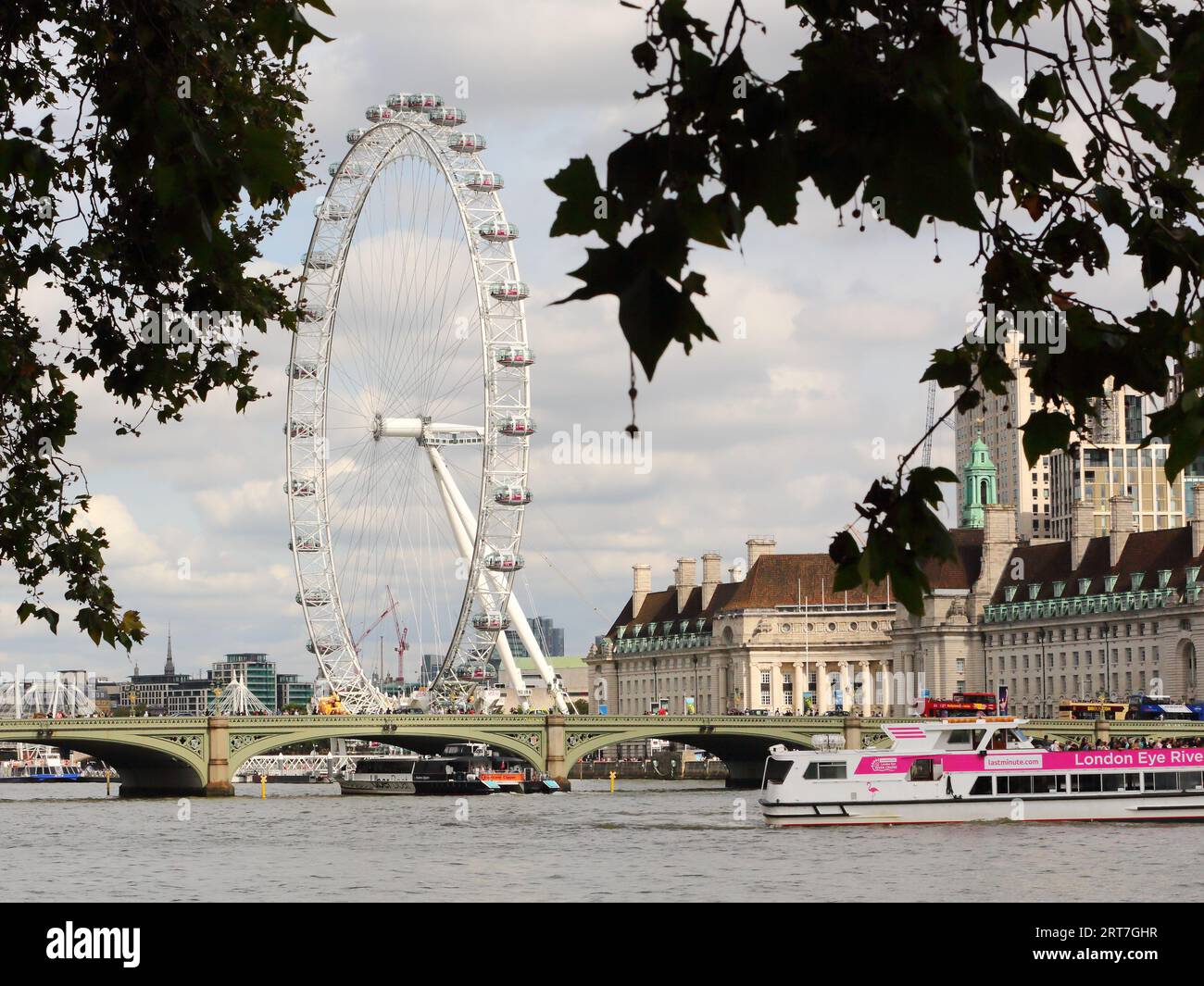 London Marriott Hotel County Hall, London Eye and Westminster bridge ...