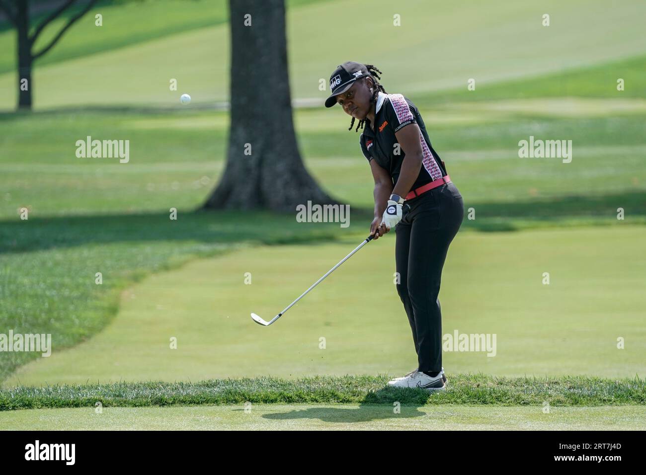 Mariah Stackhouse chips onto the 9th green during the final round of ...