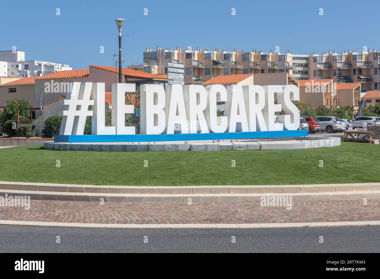 Welcome roundabout hi-res stock photography and images - Alamy