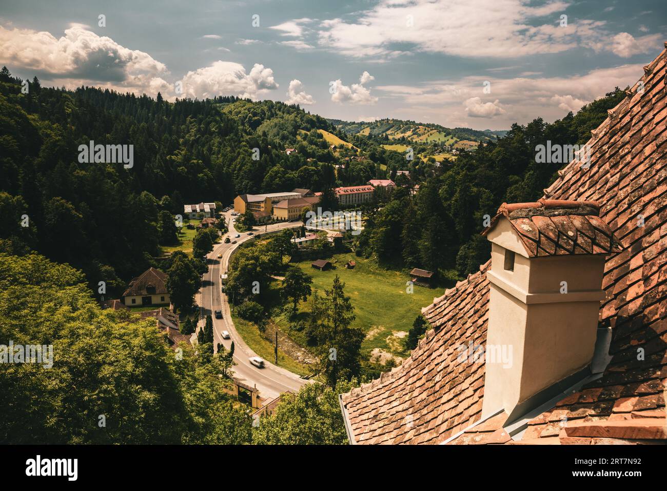 Castles and fortifications hi-res stock photography and images - Alamy
