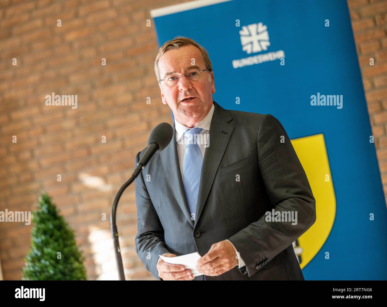 Cologne, Germany. 11th Sep, 2023. German Defense Minister Boris ...