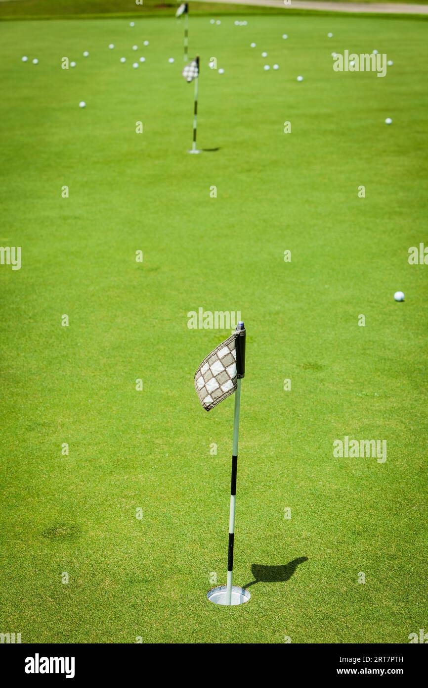 Putting green training field Stock Photo - Alamy