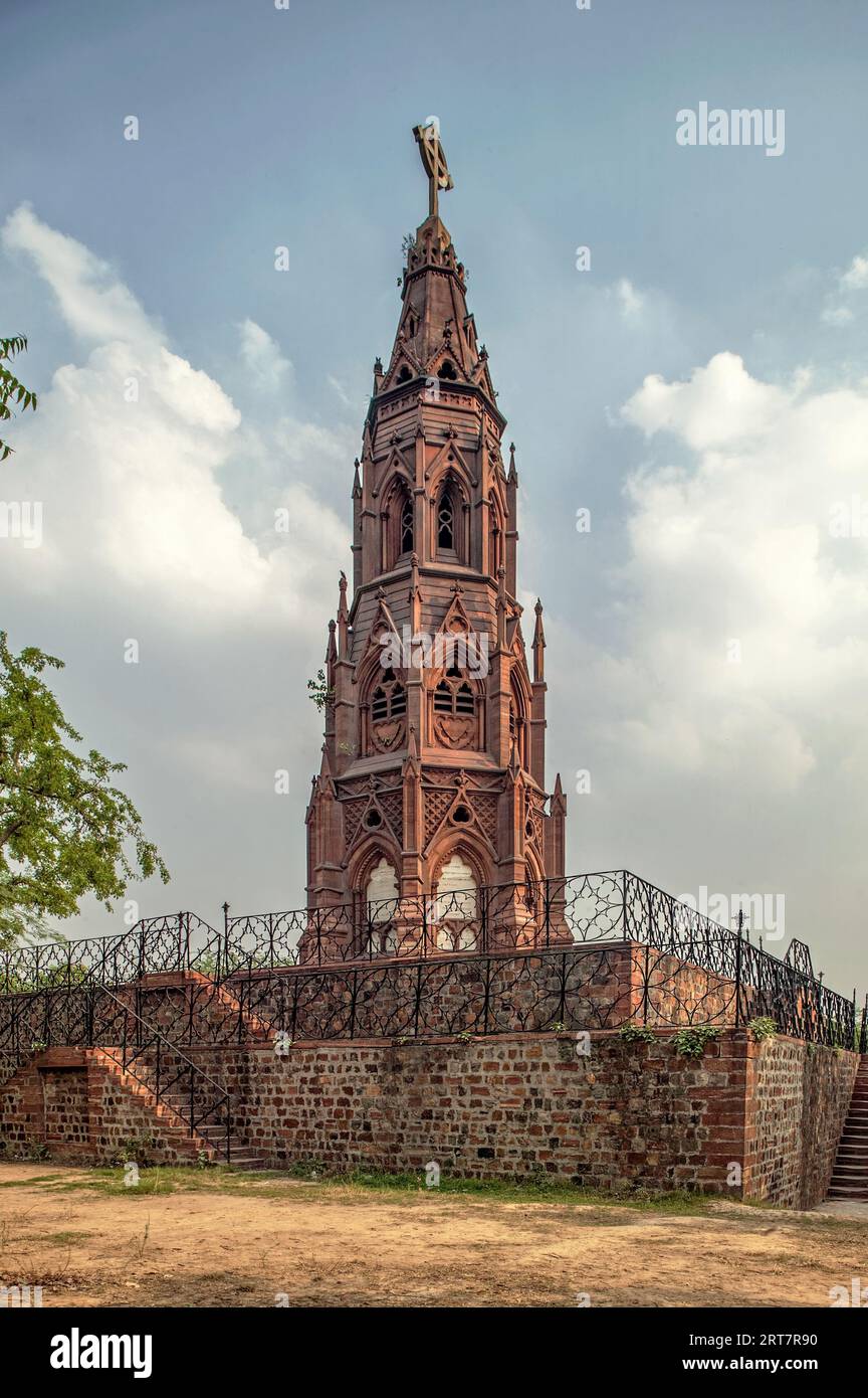 06 10 2004 Mutiny Memo rial was Built in 1863 the structure of Memorial ...