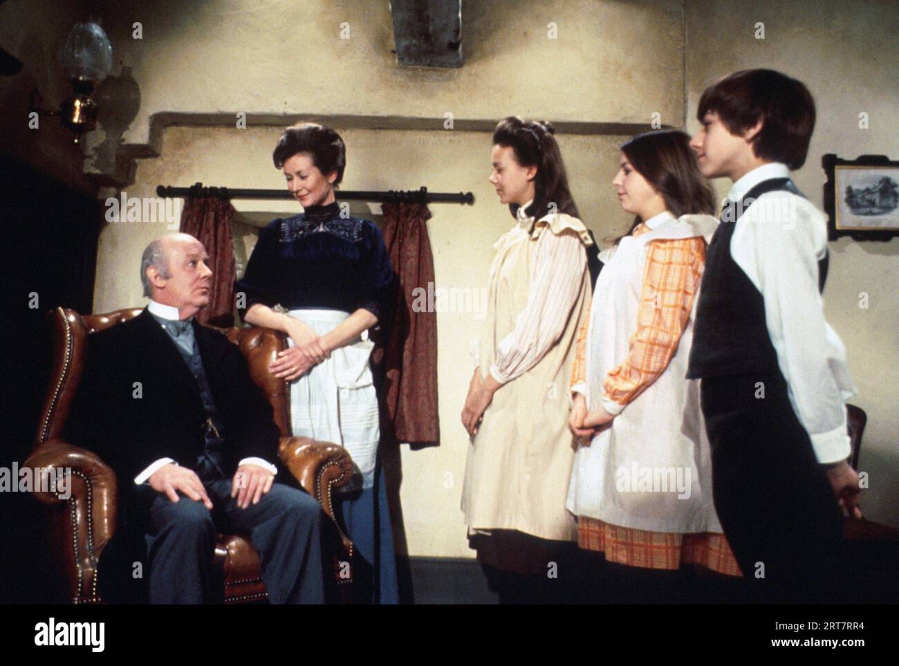 William Mervyn, Dinah Sheridan, Jenny Agutter, Sally Thomsett, Gary ...