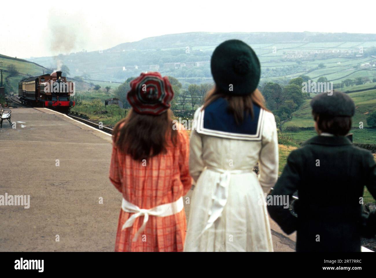 Sally Thomsett, Jenny Agutter, Gary Warren, "The Railway Children ...