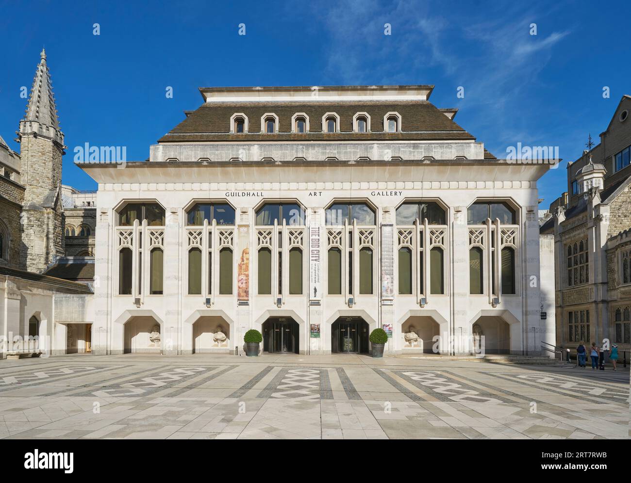The Guildhall art Gallery city of london Stock Photo - Alamy