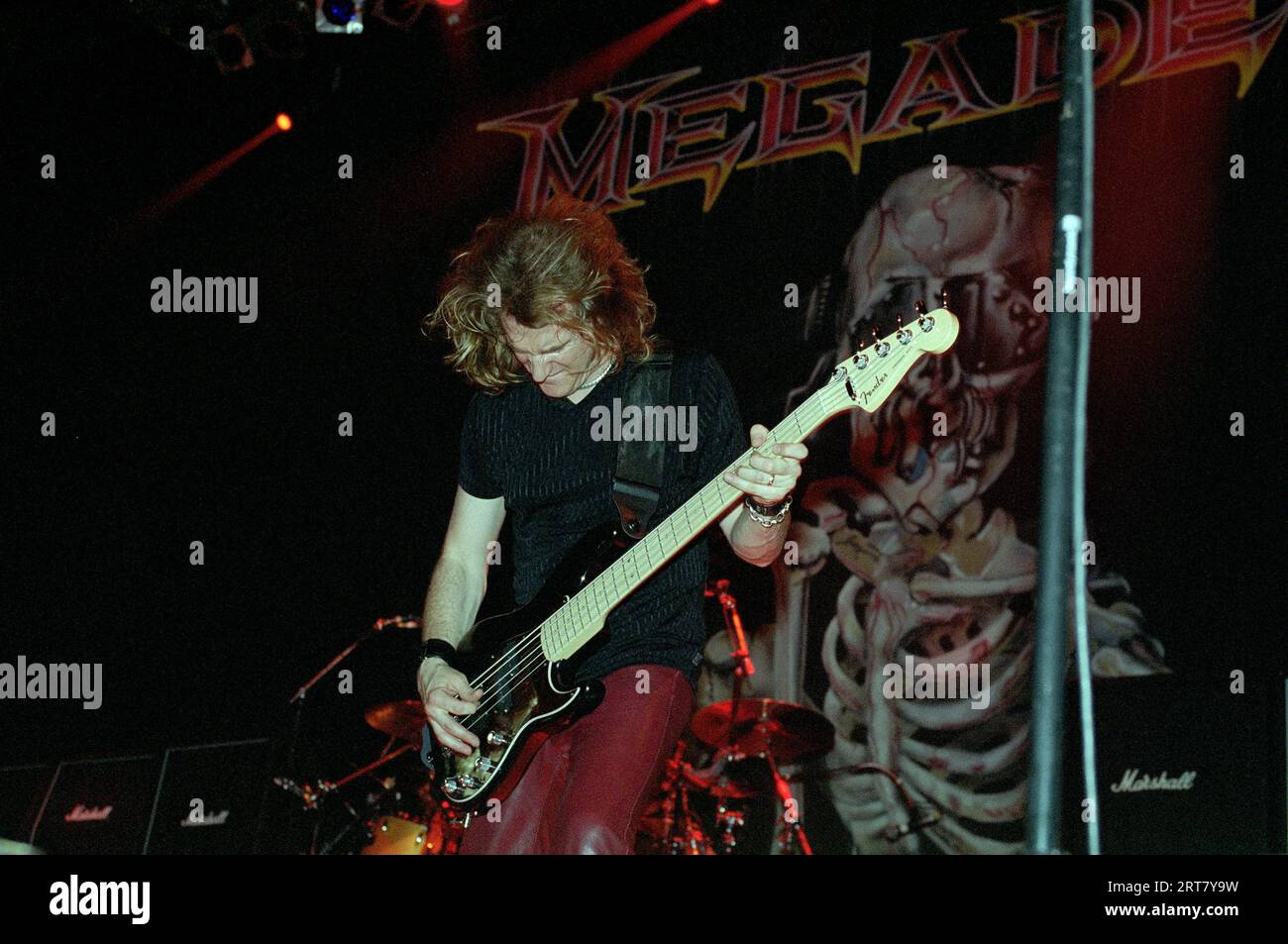 David ellefson photographs 2001 hi-res stock photography and images - Alamy