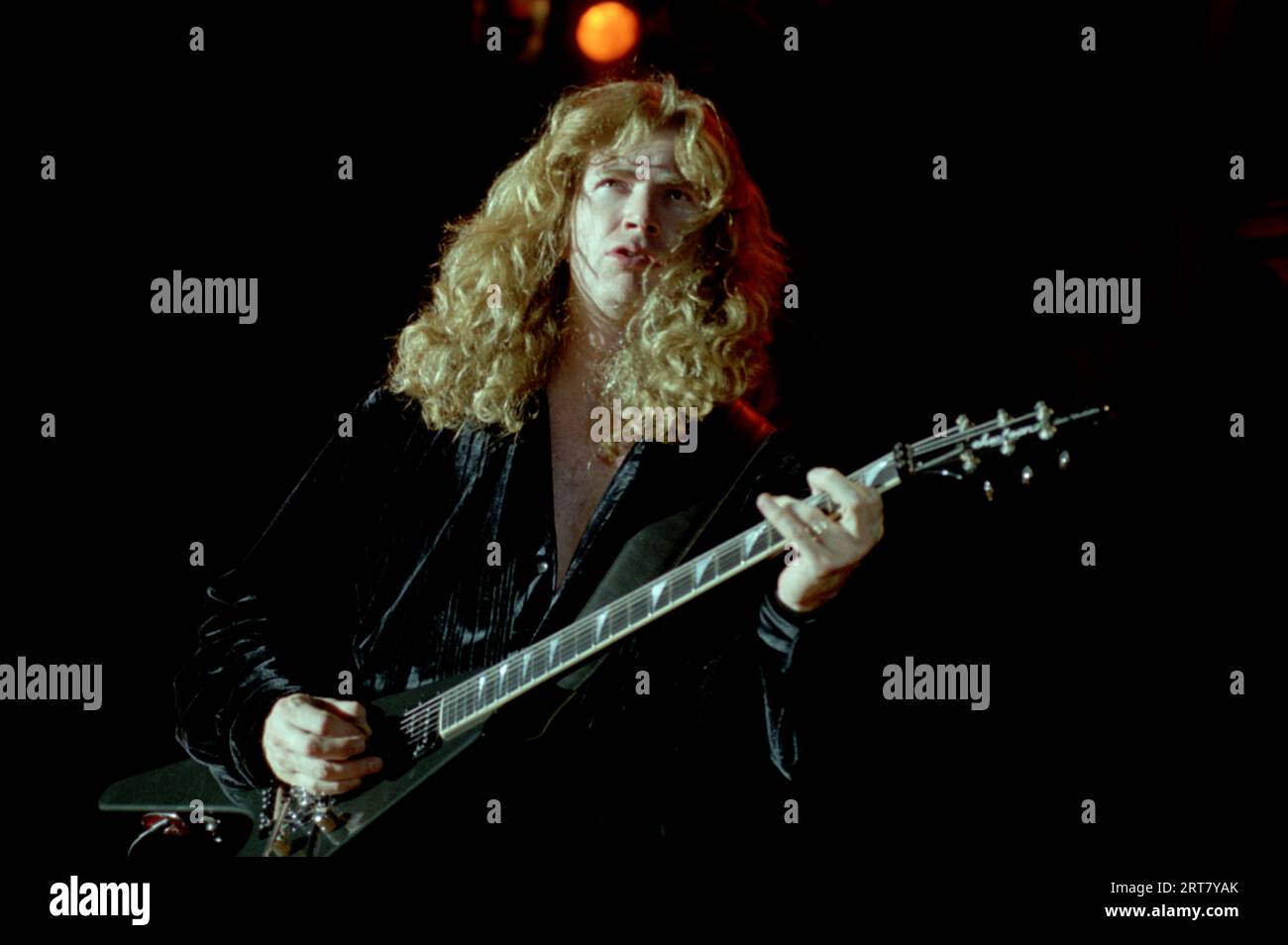 Al pitrelli photographs 2001 hi-res stock photography and images - Alamy