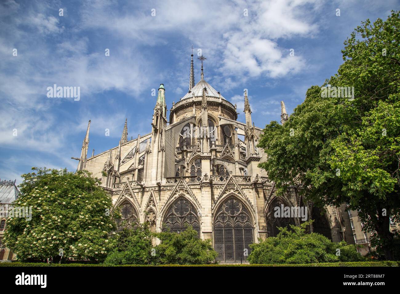 Rear view notre dame cathedral hi-res stock photography and images - Alamy