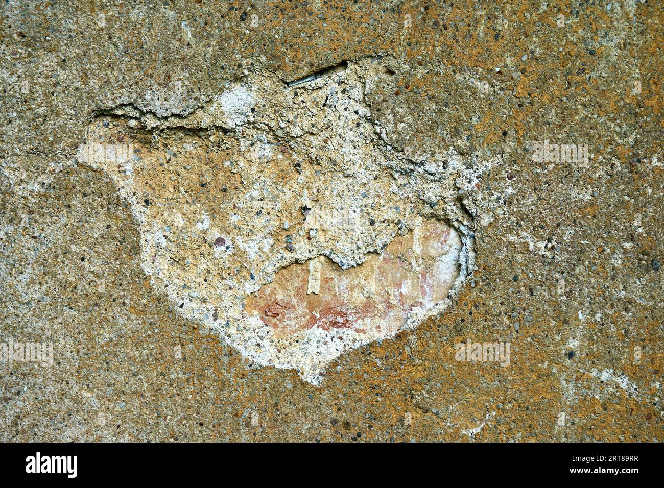 Cracked color on a wall outside Stock Photo - Alamy