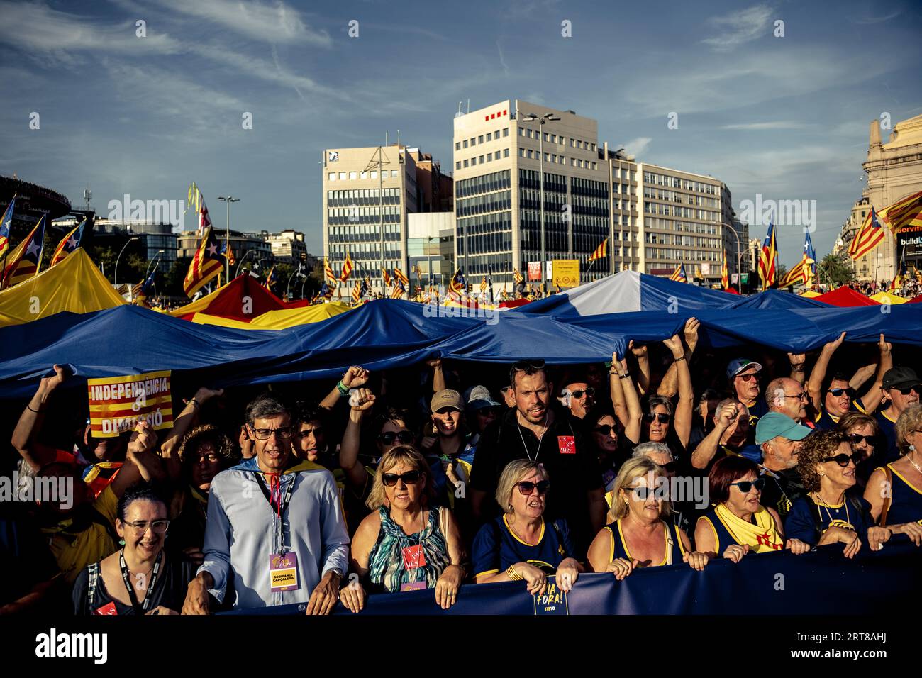 Barcelona, Spain. 11th Sep, 2023. Pro-independence activist carry a ...