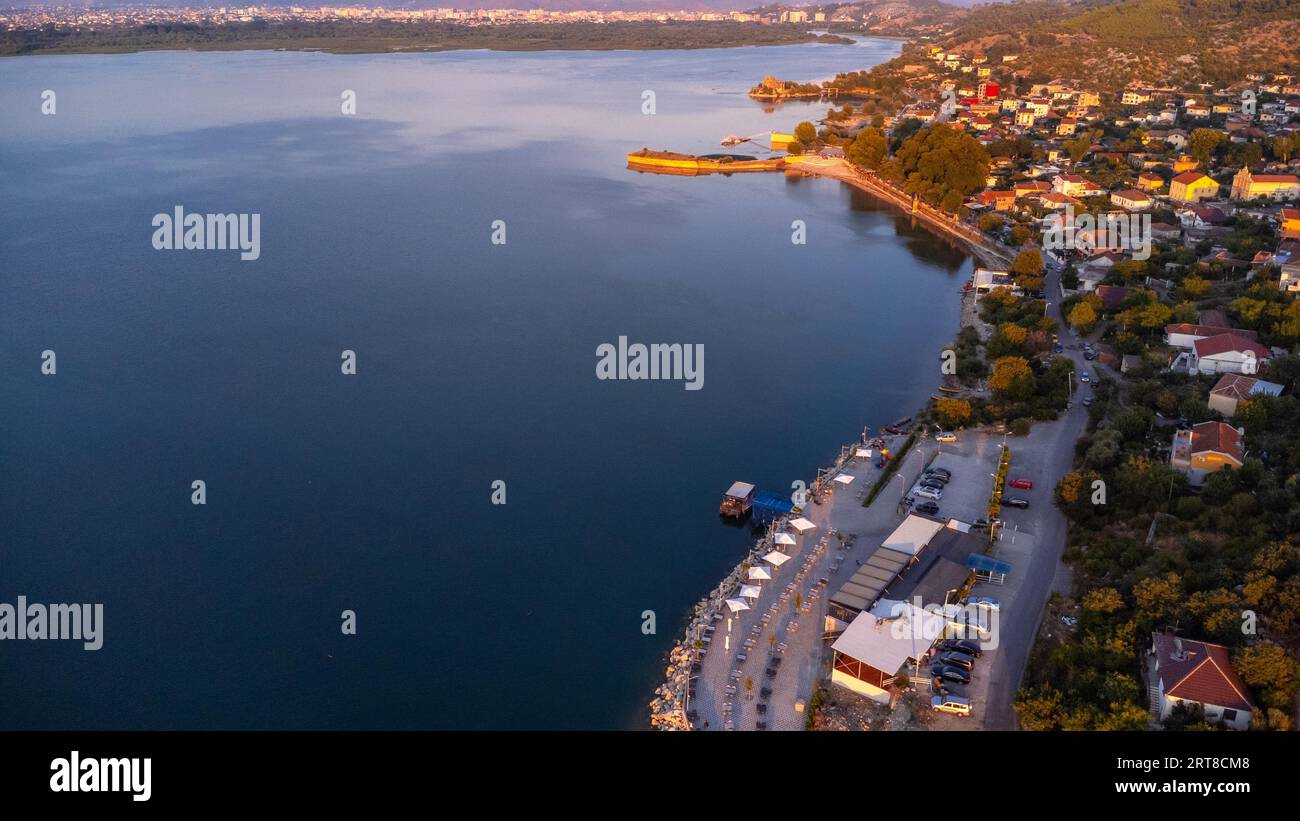 Aerial restaurant setting hi-res stock photography and images - Alamy