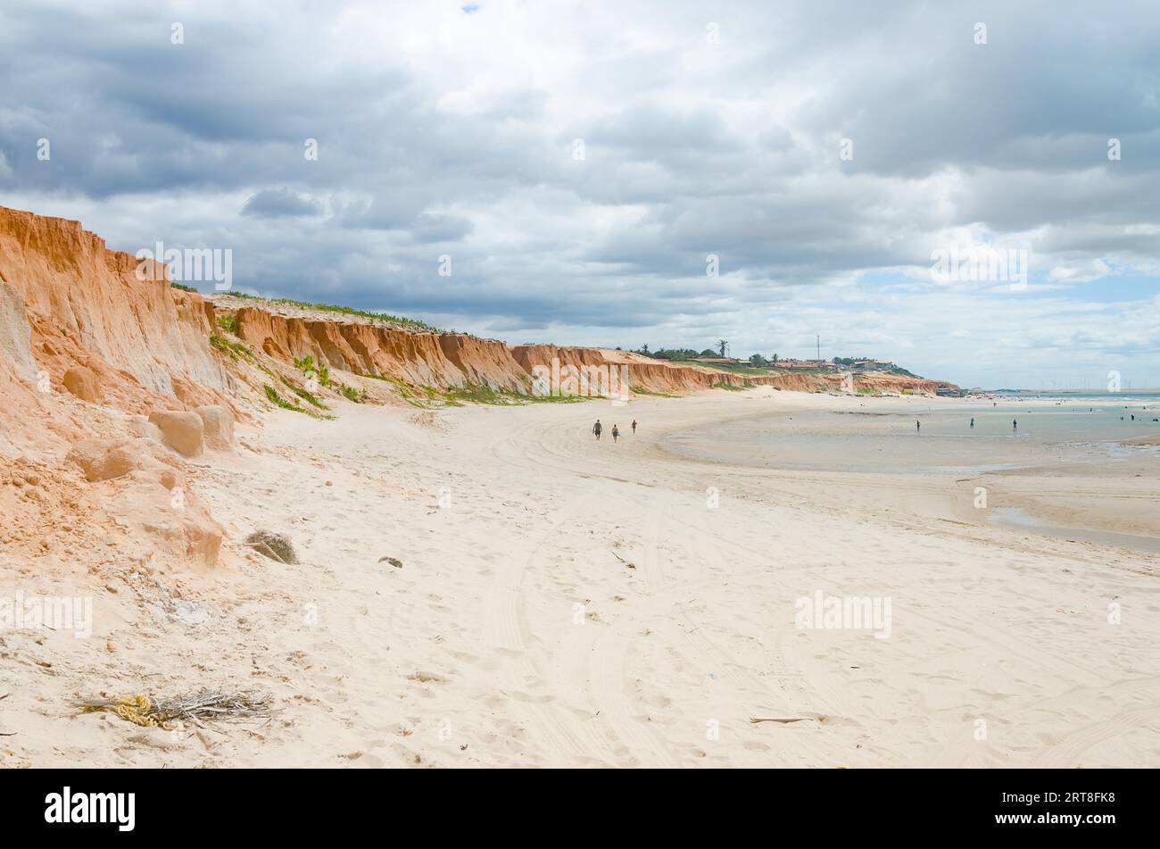 Brazil cliff beach hi-res stock photography and images - Alamy