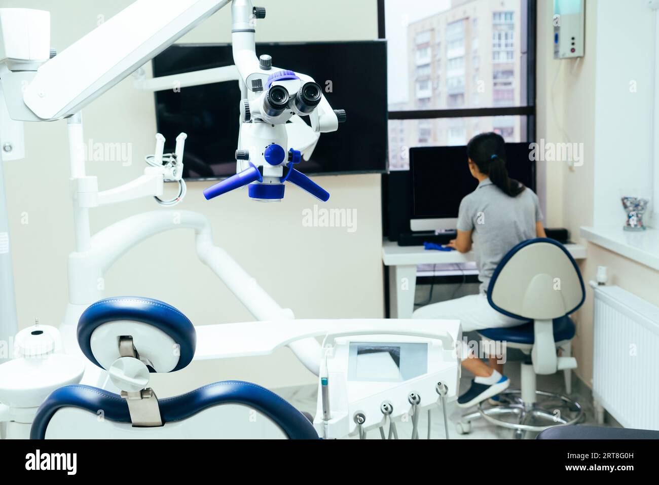 Digital microscope diagnostic dentist hi-res stock photography and ...