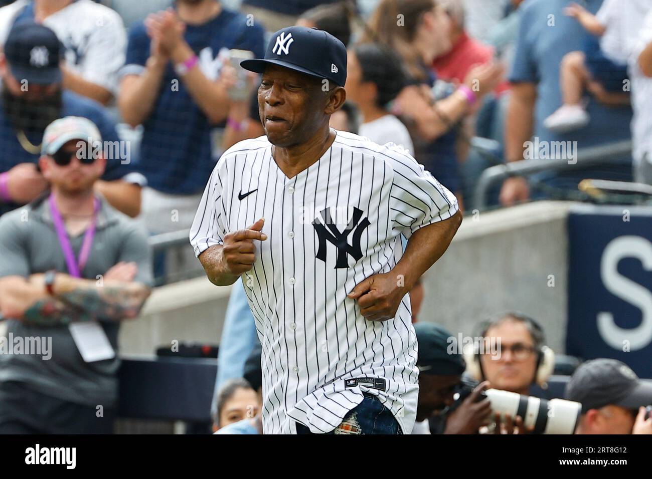 BRONX, NY - SEPTEMBER 09: Former New York Yankee Mickey Rivers #17 ...
