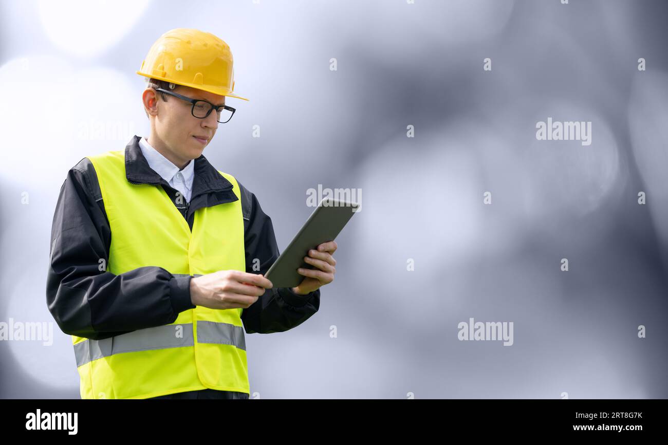 Engineer professional suit not hard hat hi-res stock photography and ...