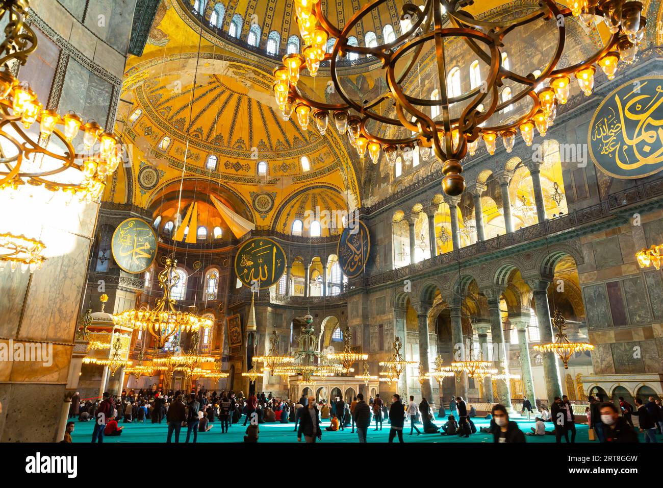 Interior of Hagia Sophia Holy Grand Mosque, Istanbul, Turkey Stock Photo - Alamy