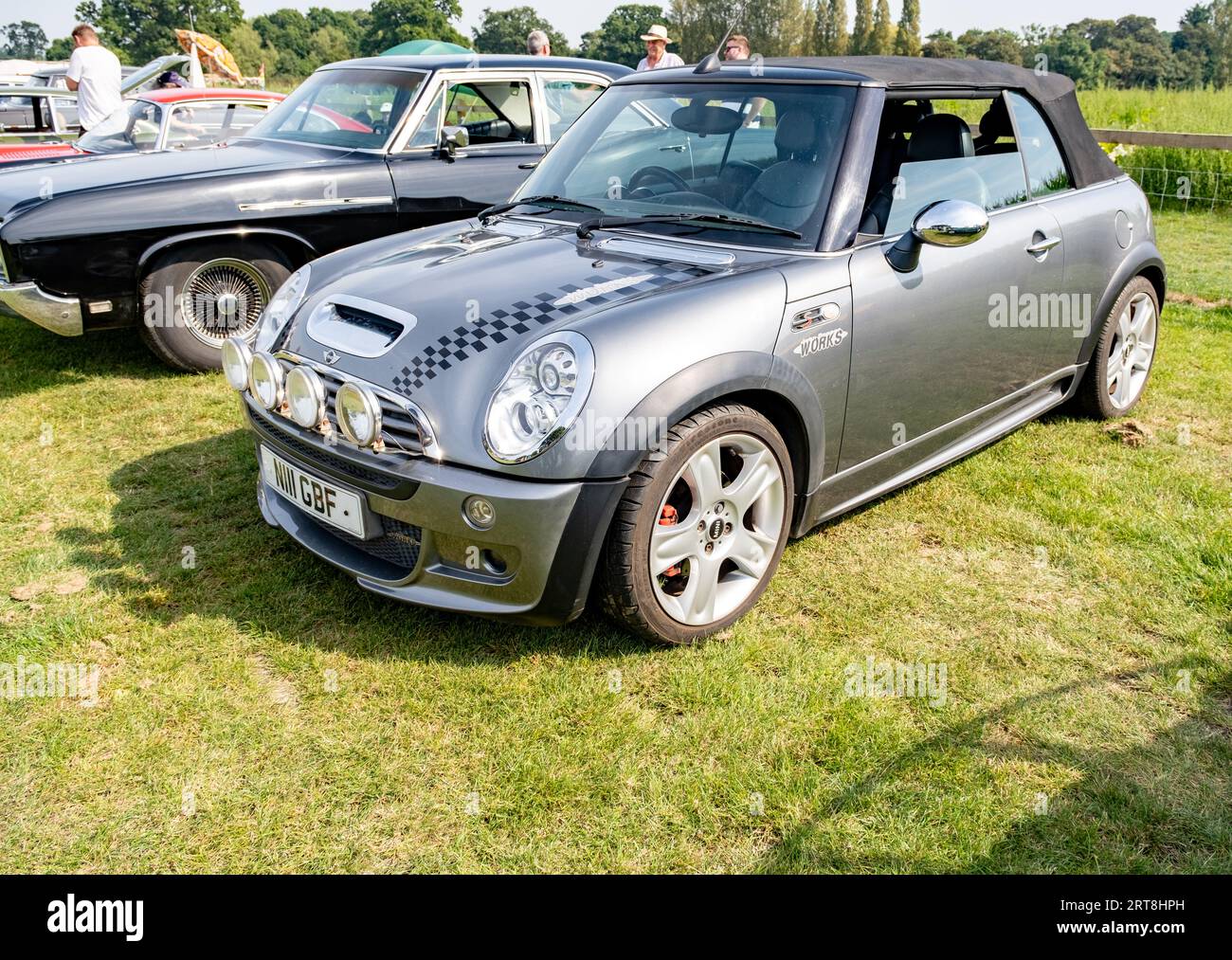 Front end mini cooper hi-res stock photography and images - Alamy