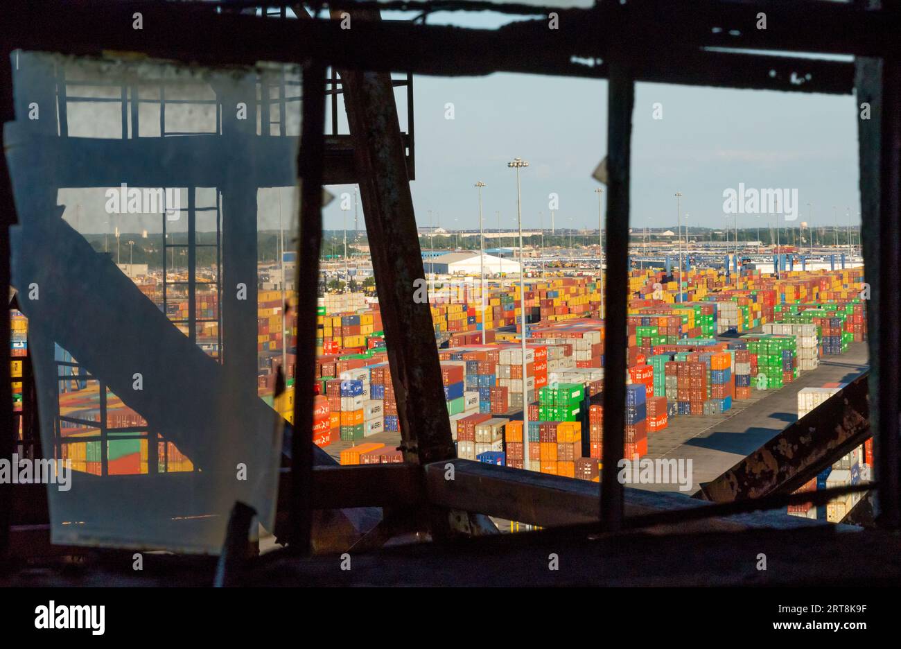 Shipping industry industrial port containers hi-res stock photography ...