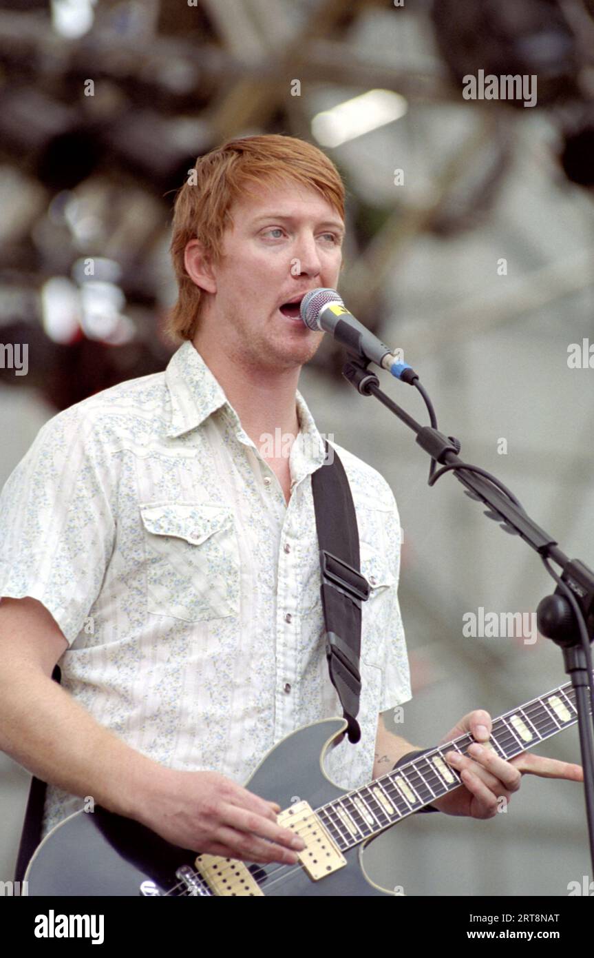 Brendon mcnichol guitarist hi-res stock photography and images - Alamy