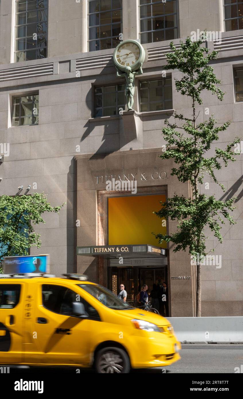Tiffany's flagship store is located on Fifth Avenue in the heart of ...