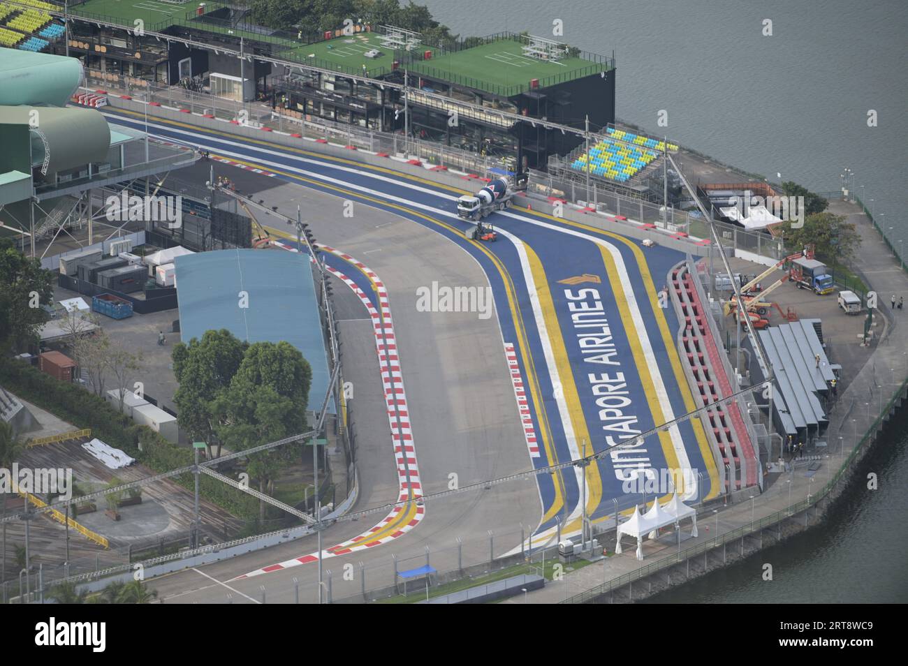 Singapore Marina Bay Formula 1 street circuit Stock Photo - Alamy