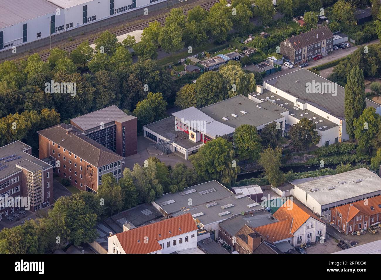 Gem elementary school geweke hi-res stock photography and images - Alamy