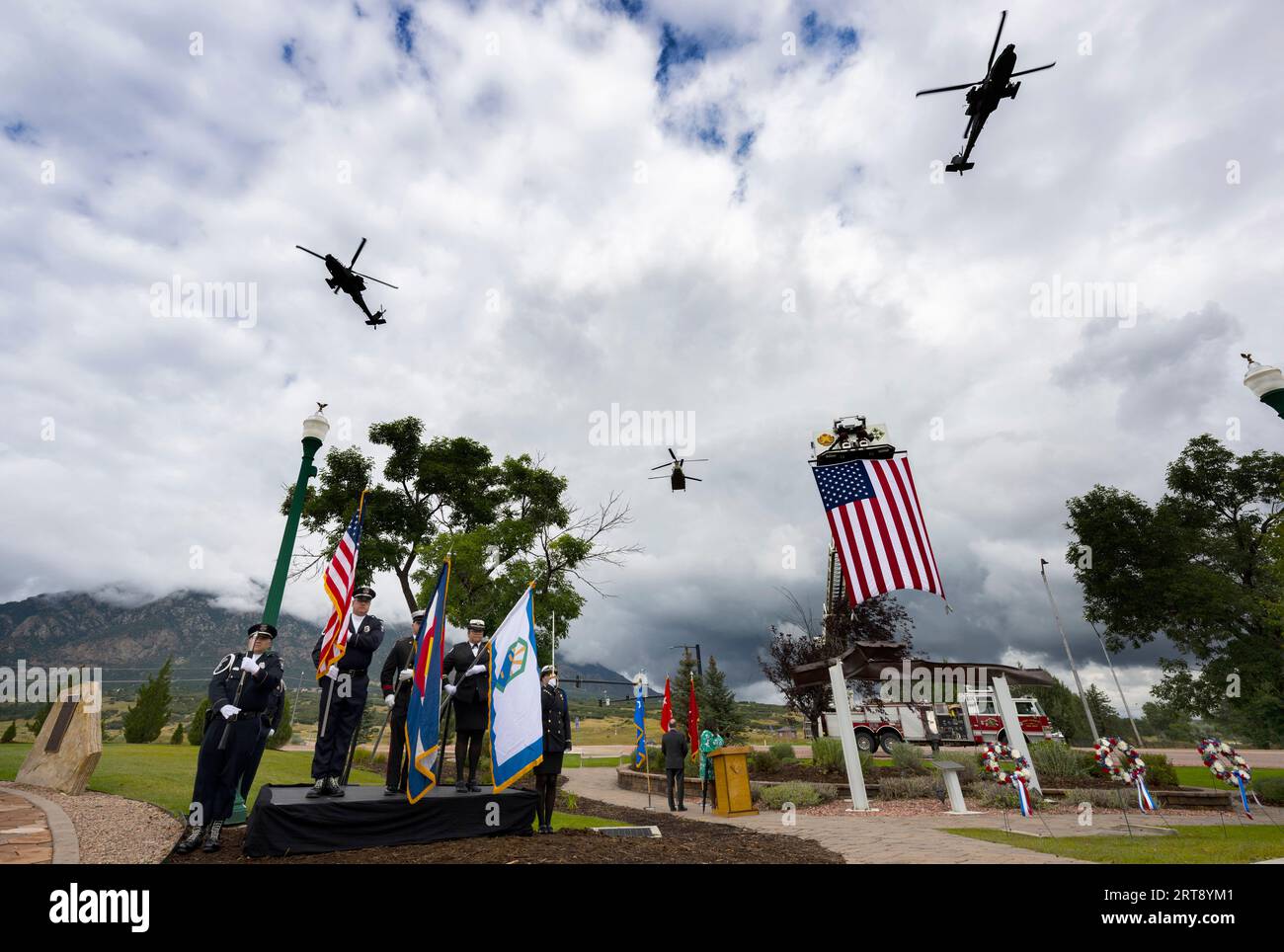 Members of the 4th Combat Aviation Brigade flyover the ceremony at Fort ...
