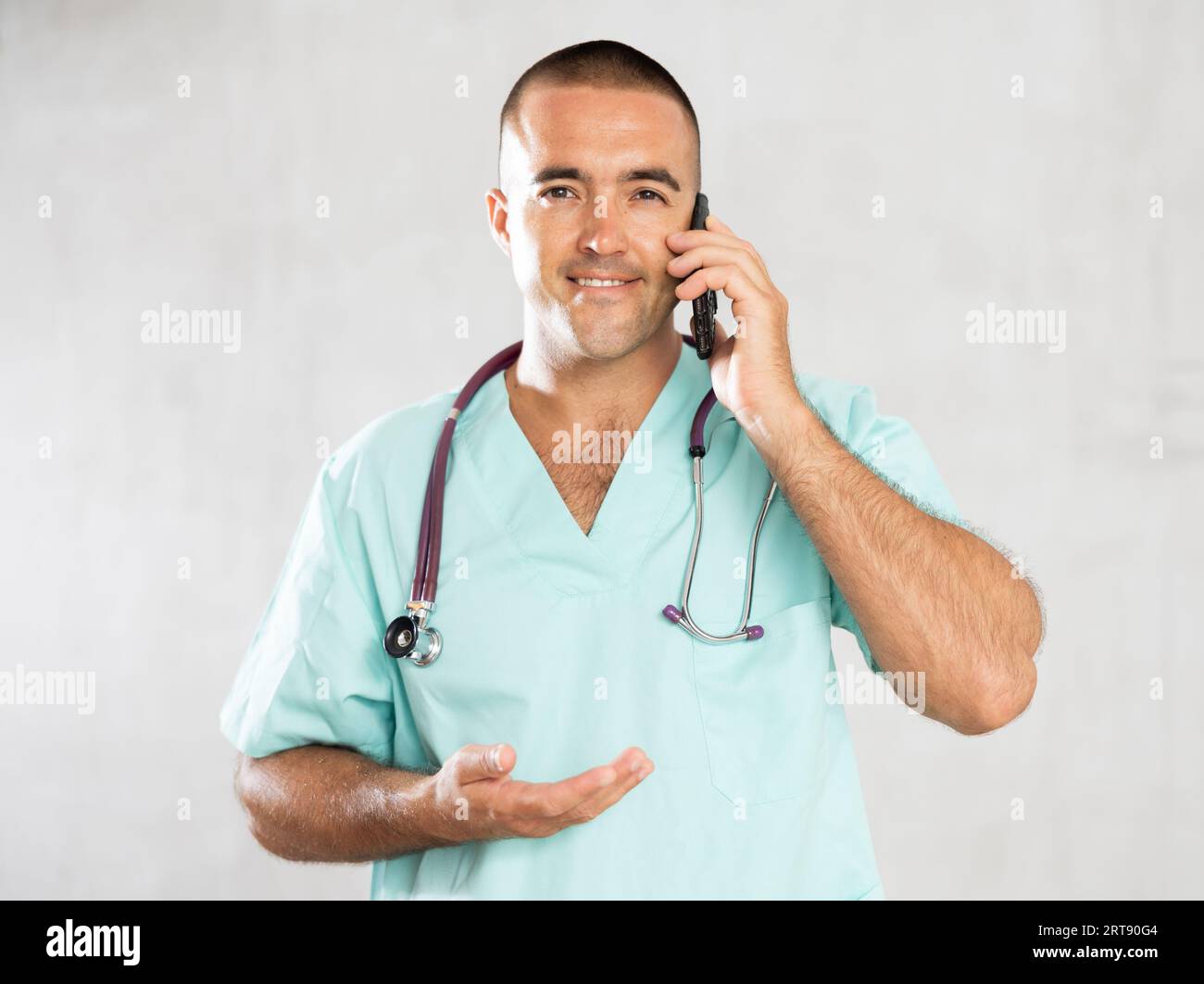 direct telephonic conversation Stock Photo - Alamy