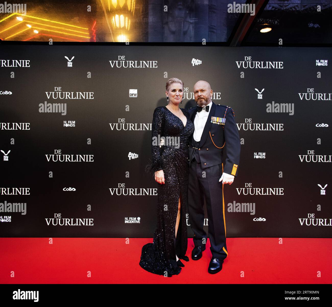 AMSTERDAM - Marco Kroon and Mirjam van den Hoven on the red carpet at ...