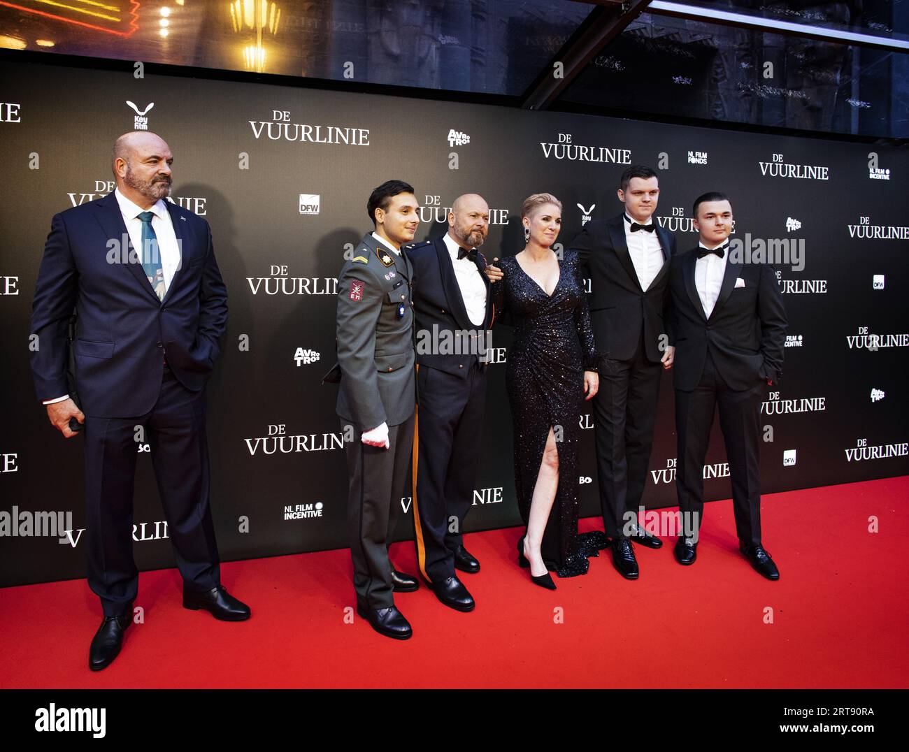 AMSTERDAM - Marco Kroon and Mirjam van den Hoven with their sons on the ...