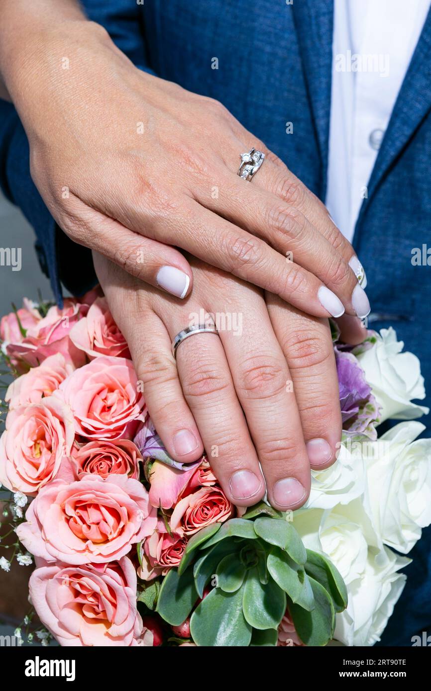 Wedding closeup hi-res stock photography and images - Alamy