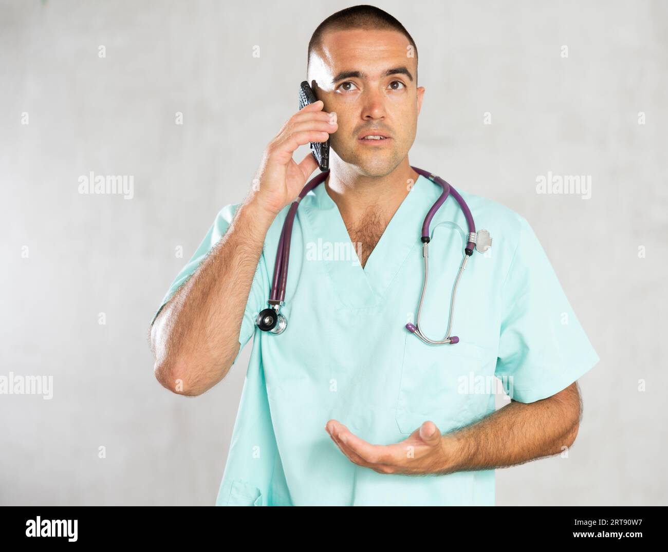 Telephonic center hi-res stock photography and images - Alamy