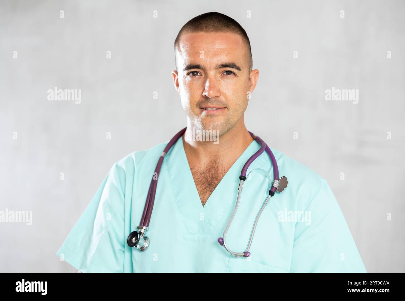Portrait of male health worker meeting patient in medical office Stock ...
