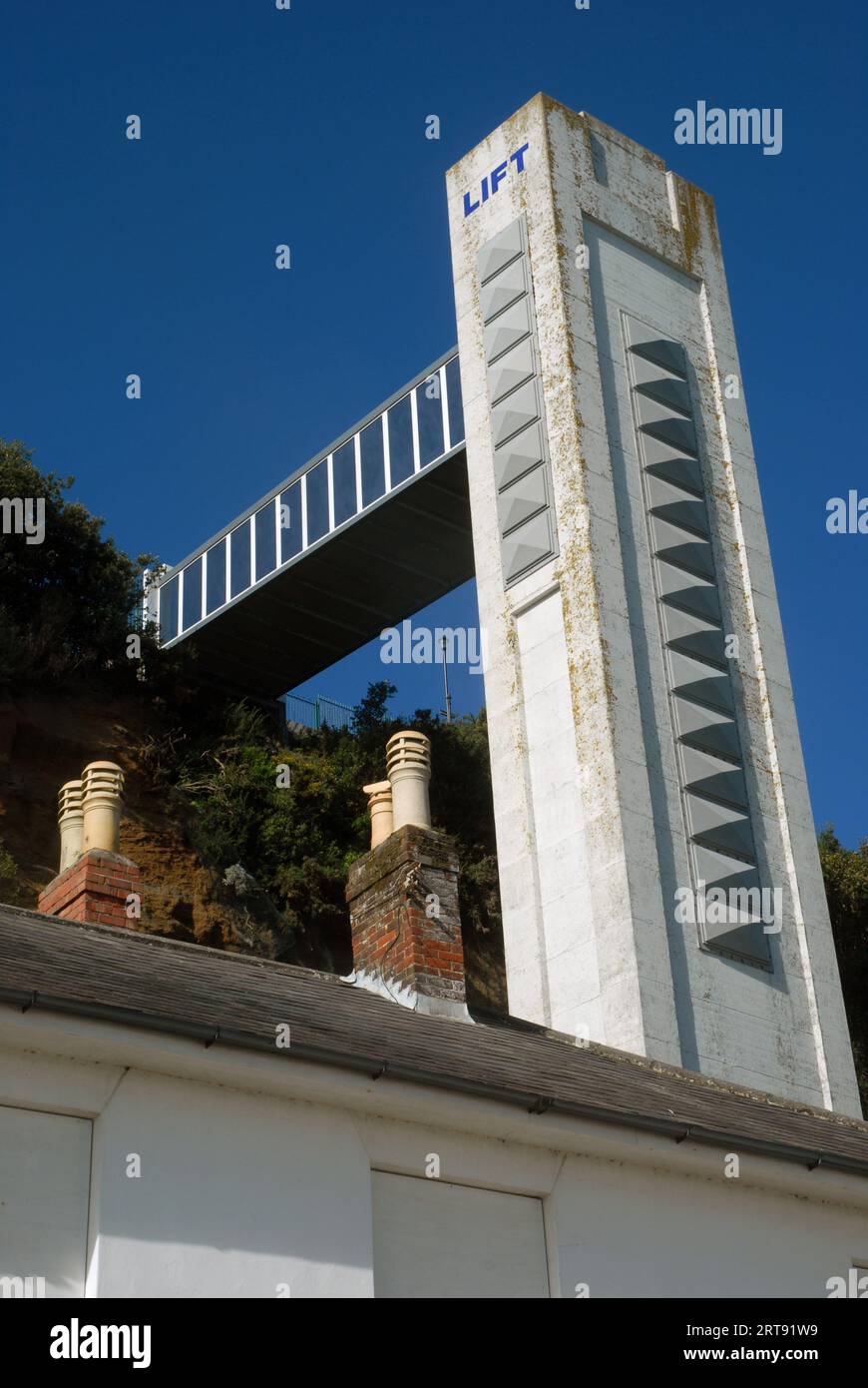 Shanklin cliff lift hi-res stock photography and images - Alamy