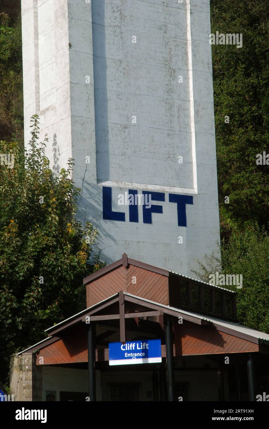 Shanklin cliff lift hi-res stock photography and images - Alamy