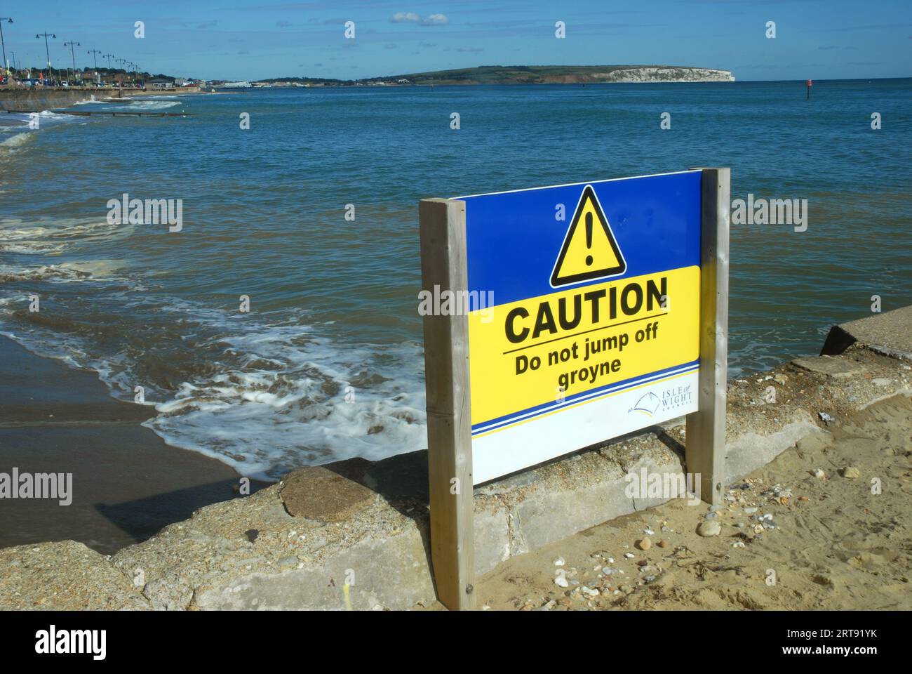 Caution Do Not Jump of Groyne Sign, Small Hope Beach, Shanklin, Isle of Wight, Hampshire, UK ...