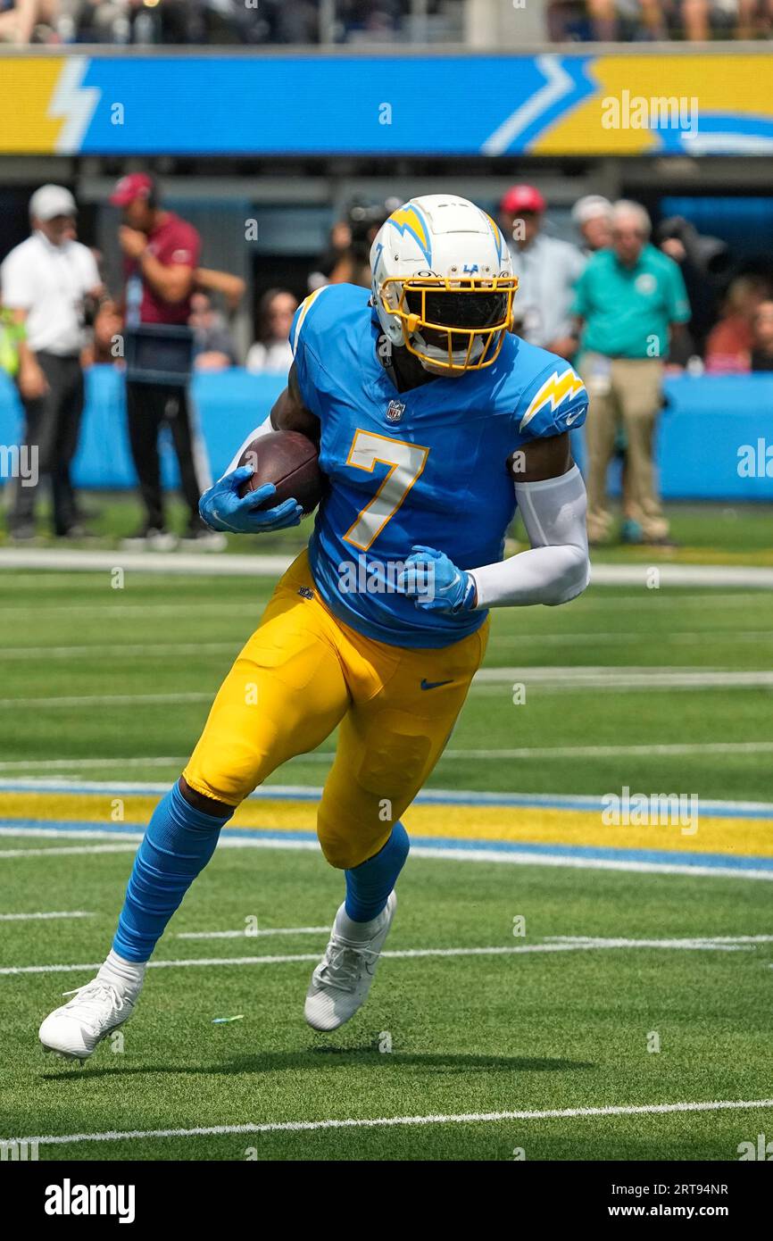 Los Angeles Chargers tight end Gerald Everett runs the ball during an ...